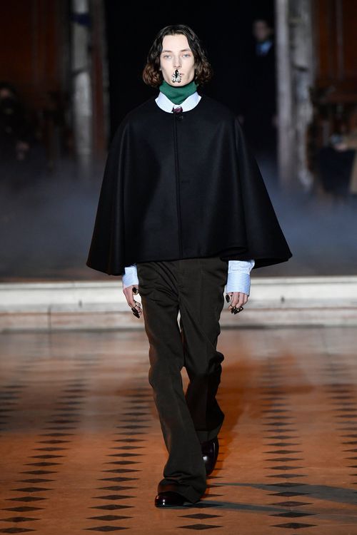 Jules Badot - Model - detail by year