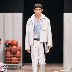 Sakua Kambong - Model Profile - Photos & latest news