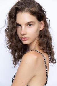 Marta Pszczola - Model - detail by client