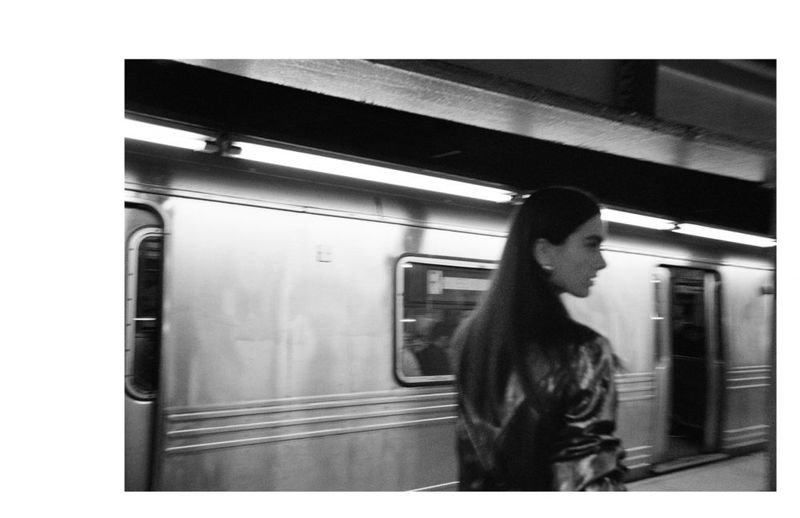 stance by the harbor (Schön Magazine)