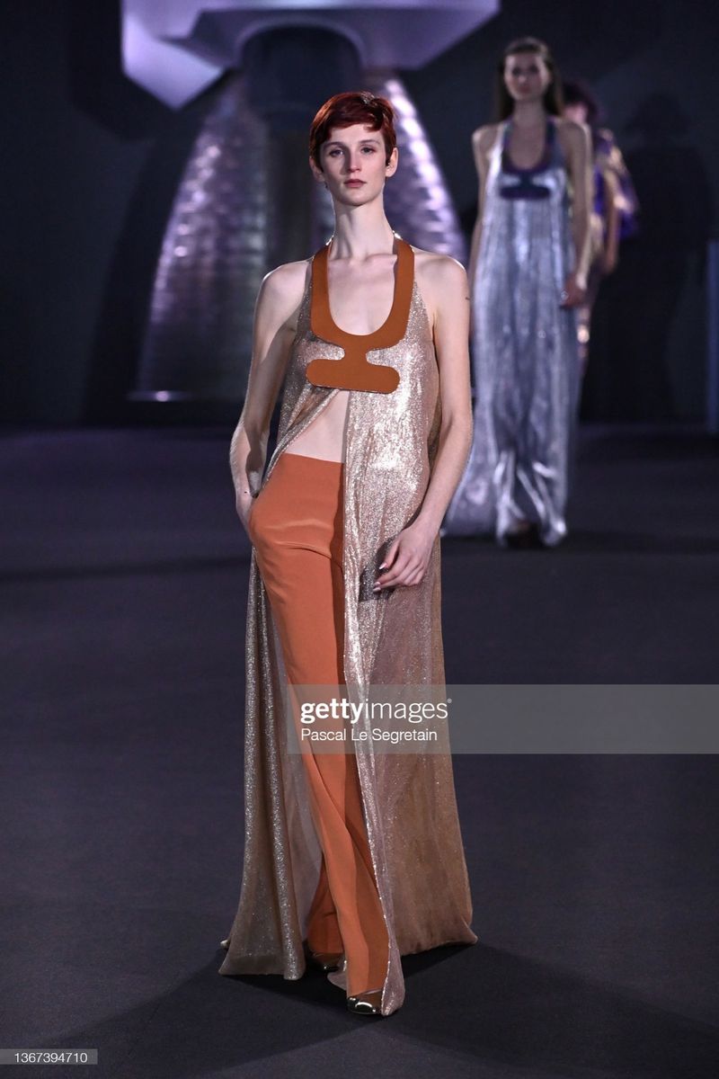 Pierre Cardin Cosmocorps 3022 Show (Pierre Cardin)