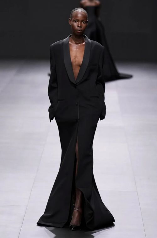 Josephina Deng - Model Profile - Photos & latest news