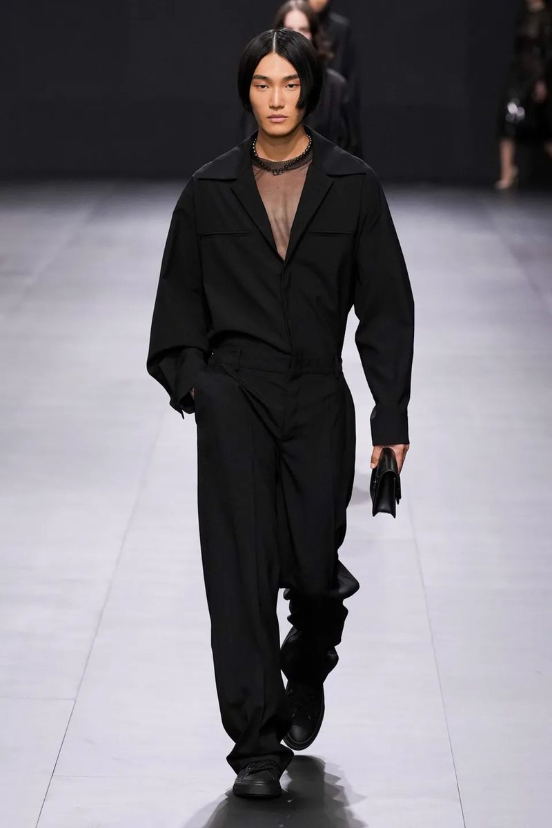 Valentino S/S 23 Show (Valentino)