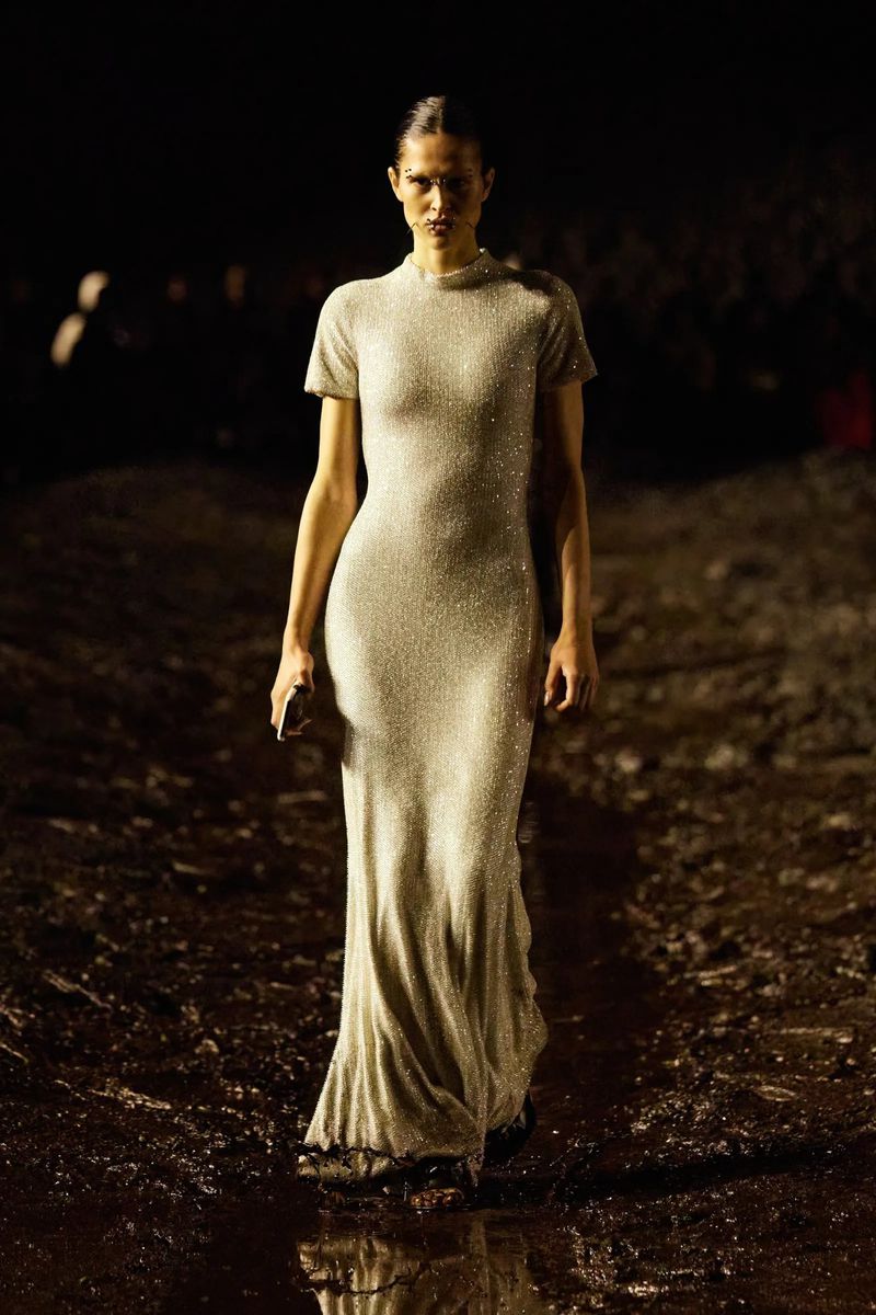 Balenciaga S/S 23 Show (Balenciaga)