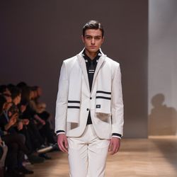 Evans Nikopoulos - Model Profile - Photos & latest news