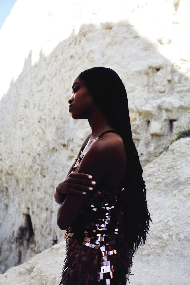 AT THE EDGE OF THINGS (Wonderland Magazine)