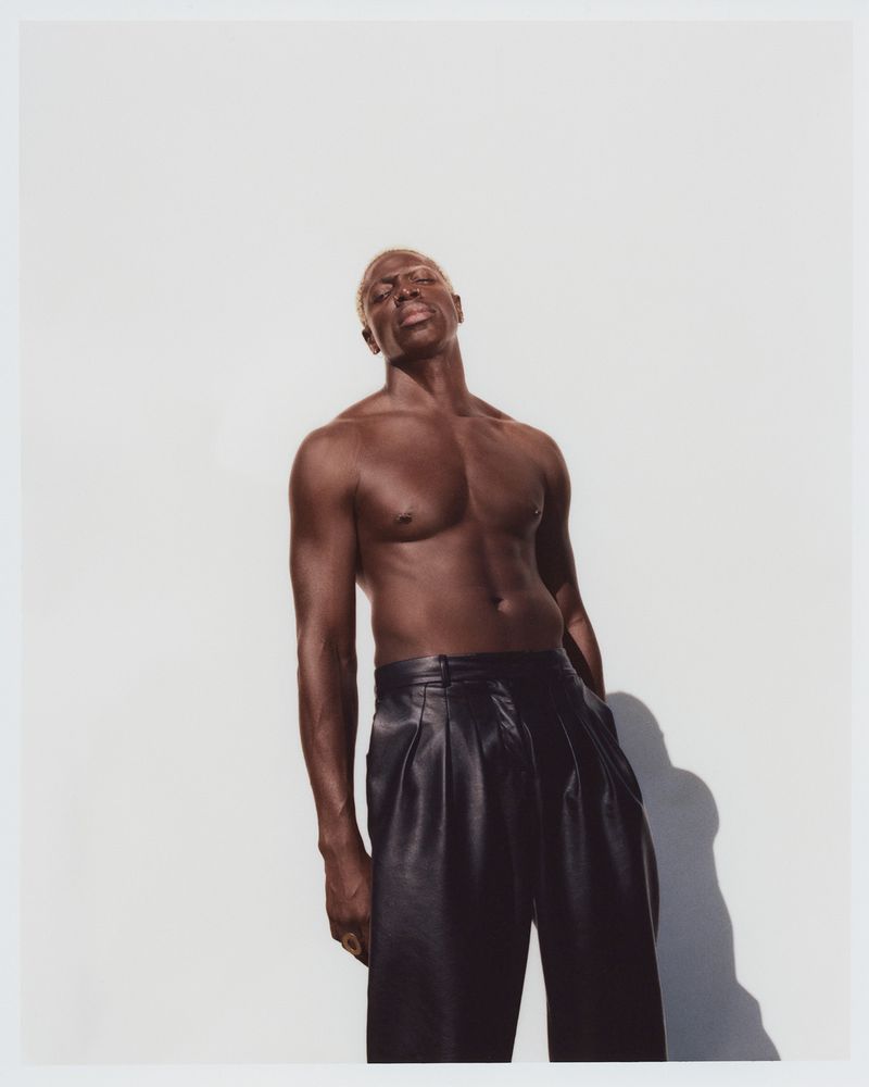 Moses Sumney is committed to a reintegration with nature (Document Journal)