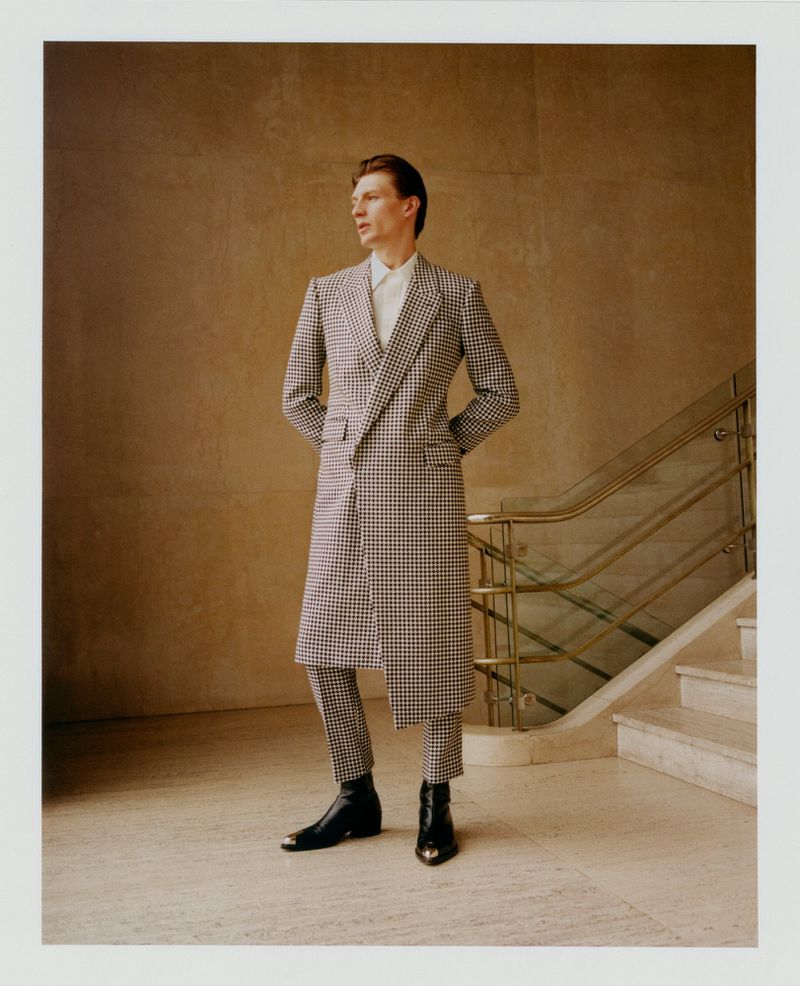 HARRODS Man: Modern Aspect (Harrods)