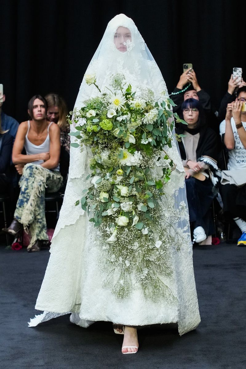 Richard Quinn S/S 23 Show (Richard Quinn)