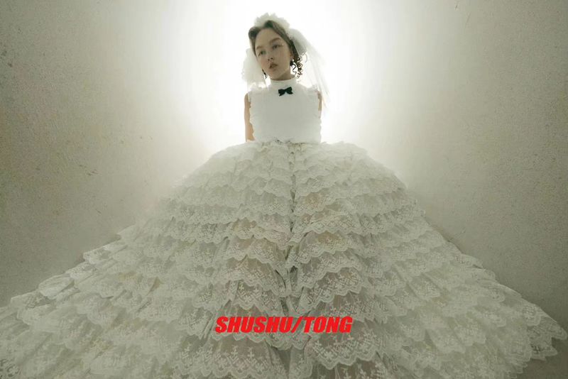 SHUSHU TONG A/W 22 CAMPAIGN (Various Campaigns)