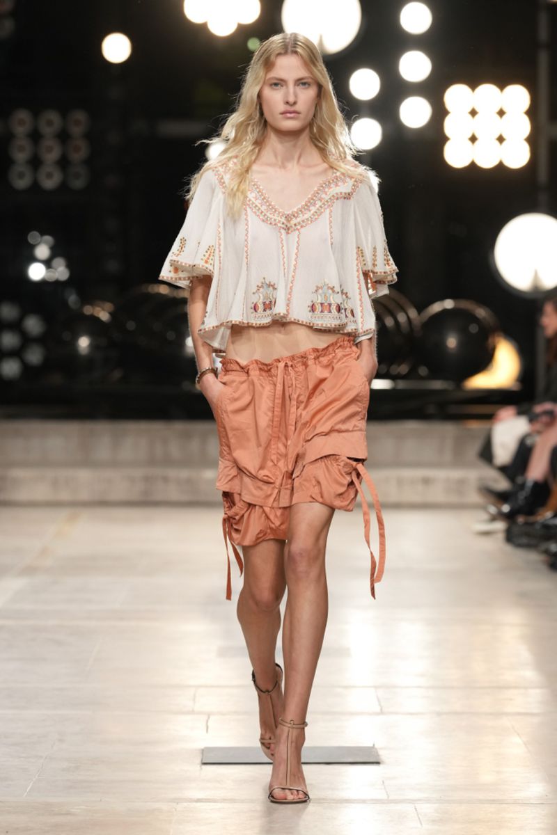 Isabel Marant S/S 23 Show (Isabel Marant)