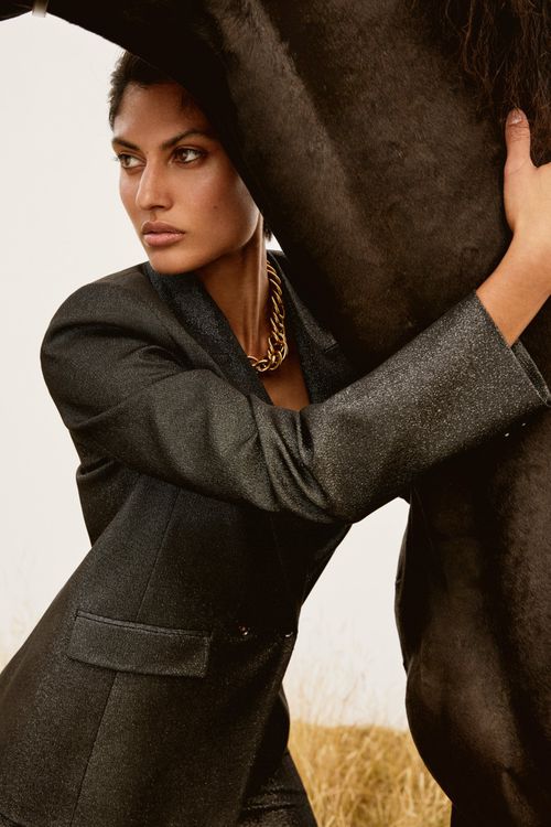 Bejal Desai - Model Profile - Photos & latest news