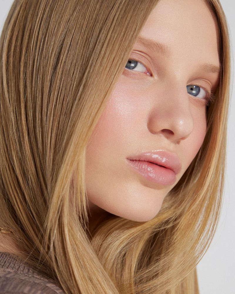 Pardomâts Izaicinajums (L'Officiel Baltics)