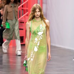 Lainey Hearn - Model Profile - Photos & latest news