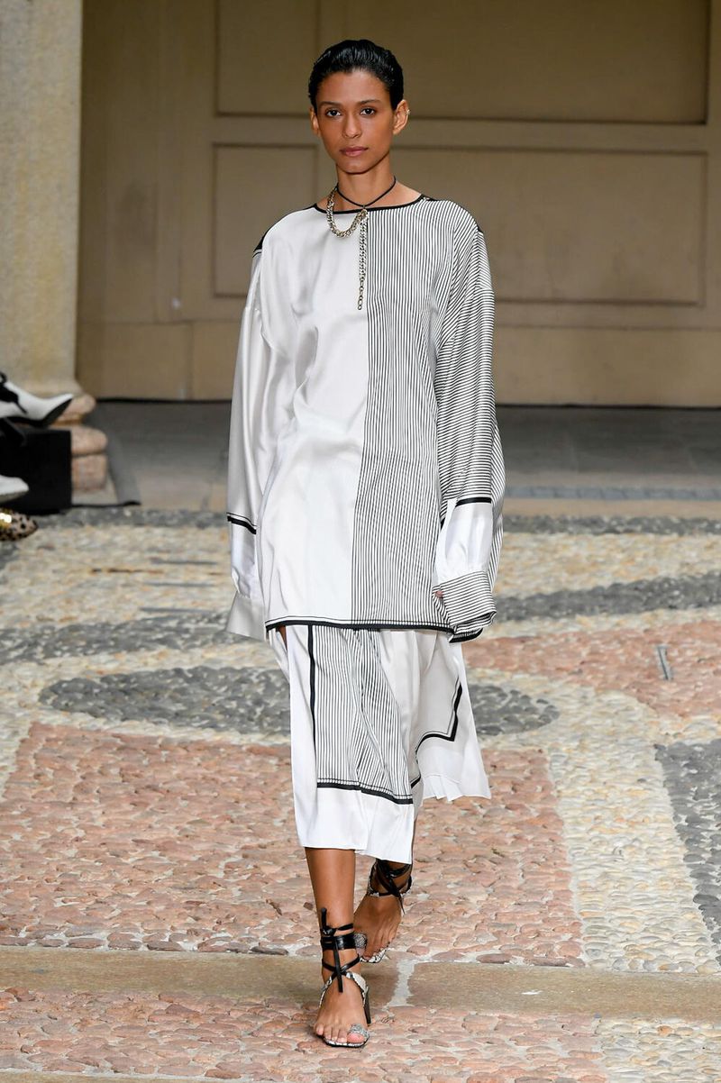 Calcaterra S/S 23 Show (Various Shows)