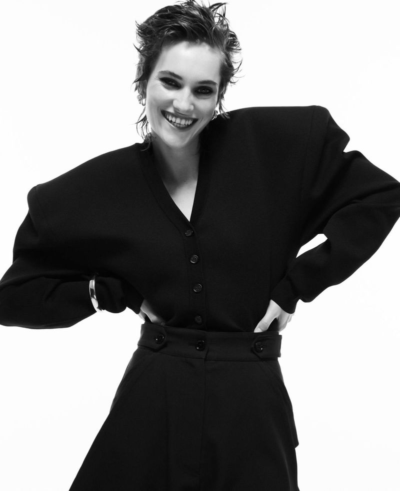 FLORAL QUALITIES (Harper's Bazaar U.S.)