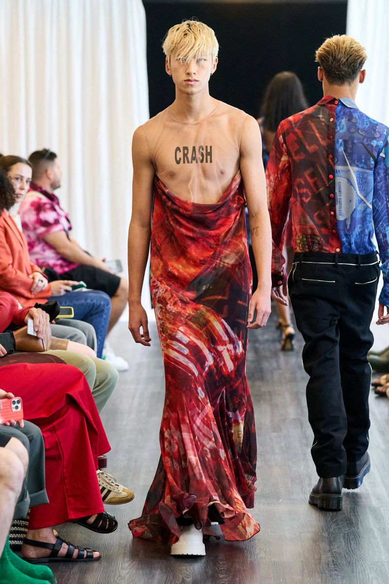 Kenneth Nicholson S/S 23 Show (Various Shows)