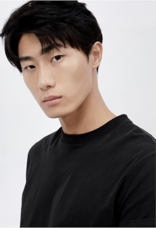 Yan Kai Wen - Model Profile - Photos & latest news
