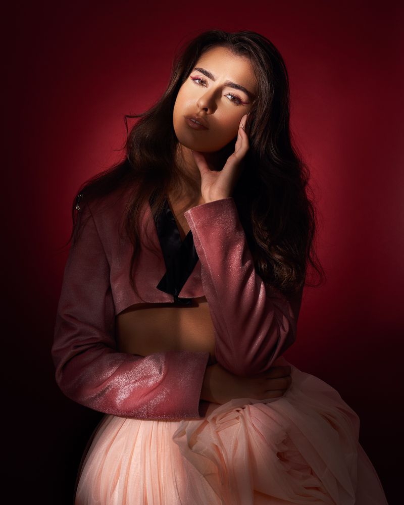 Talaina Lucente (Glamour Bulgaria)