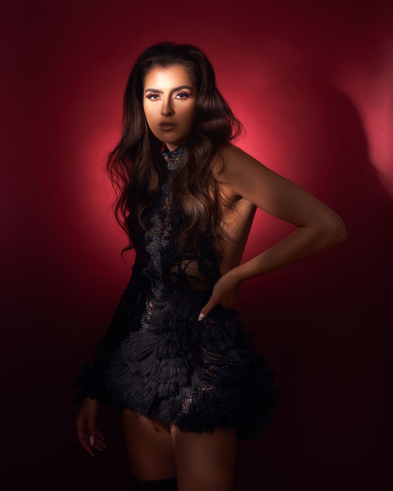 Talaina Lucente (Glamour Bulgaria)