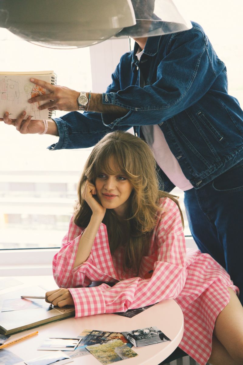 60s birthday party with mates by Luka Boskovic (Elle Serbia)