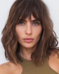 Julia Oli - Model Profile - Photos & latest news