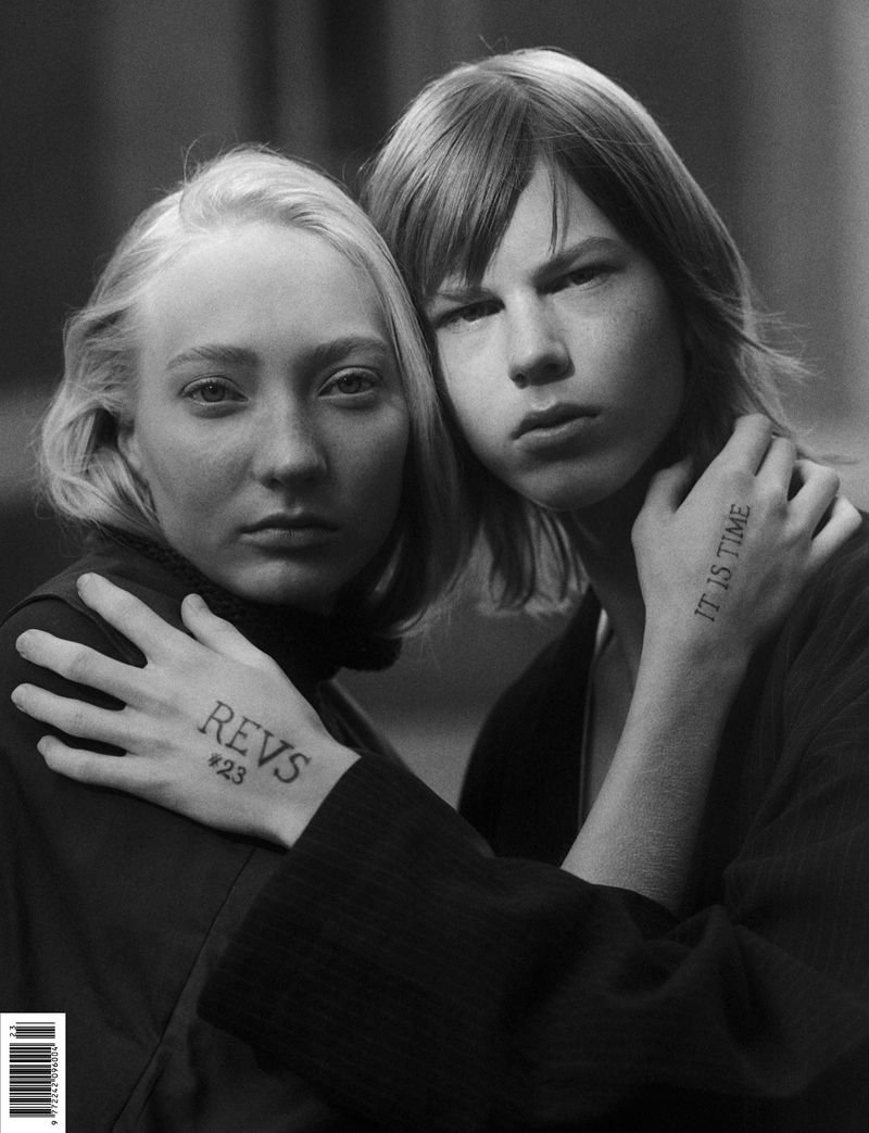 REVS magazine #23 Fall 2022 COVERS (REVS Magazine)