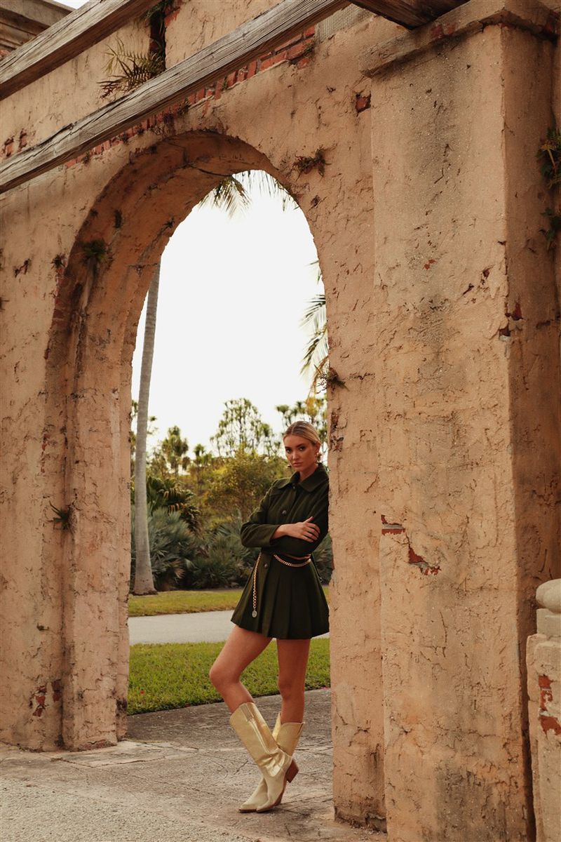 Victoria Rose by Alberto Campos & Ilber Garcia (Grazia Bulgaria)