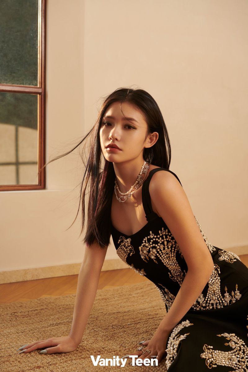 Jelly Lin by Cong Li (Vanity Teen China)