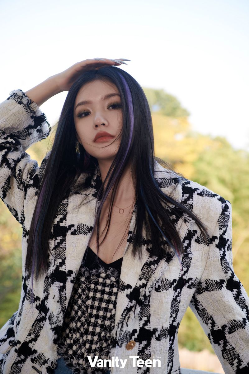 Jelly Lin by Cong Li (Vanity Teen China)