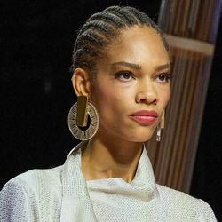 Minnie Warren - Model Profile - Photos & latest news