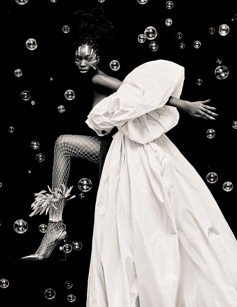 Party like it’s… (Vogue Portugal)