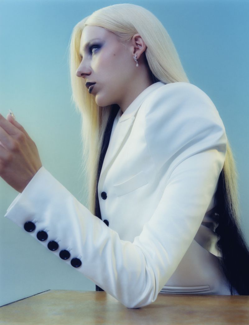 VTTS (Glamcult Magazine)