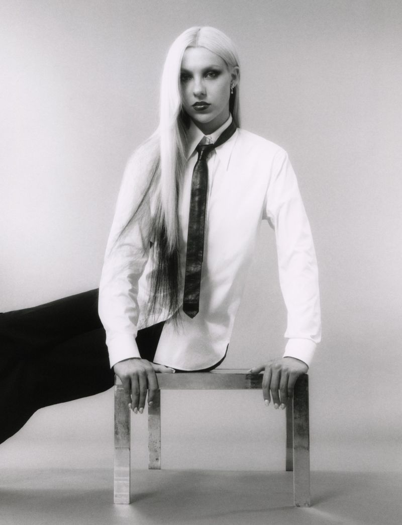 VTTS (Glamcult Magazine)