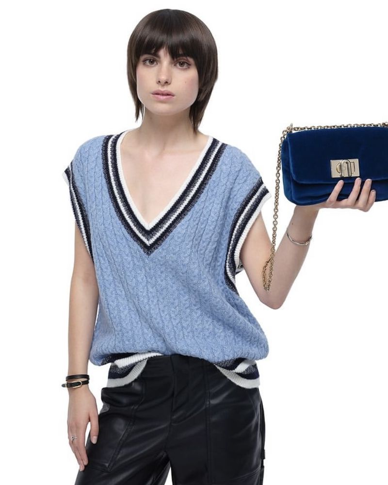 Furla Cruise 2023 Campaign by Samuel Ibram (Furla)