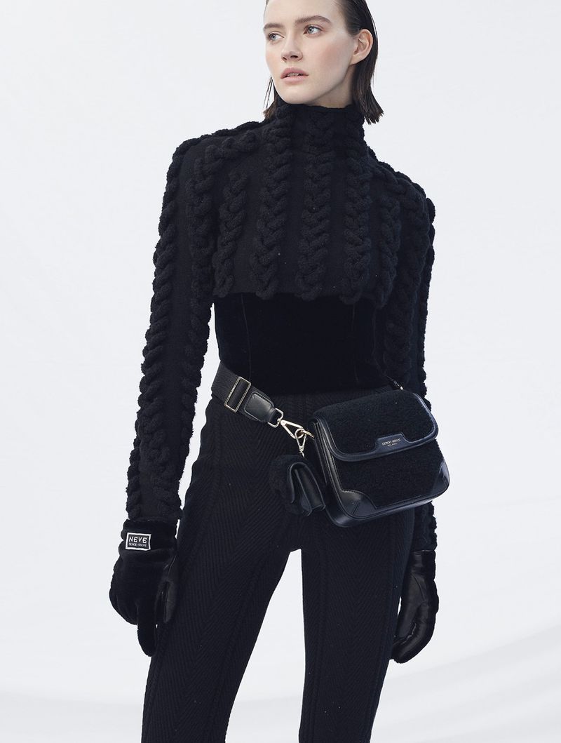 Giorgio Armani Neve FW 22-23 (Giorgio Armani)