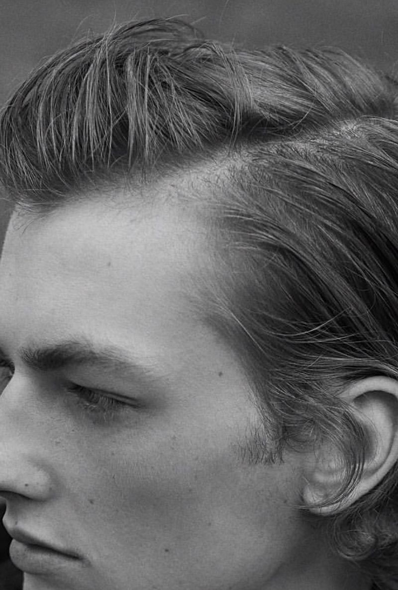 Watching me fall (Fucking Young)