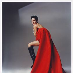 Debora Zakuto - Editor Profile - Photos & latest news