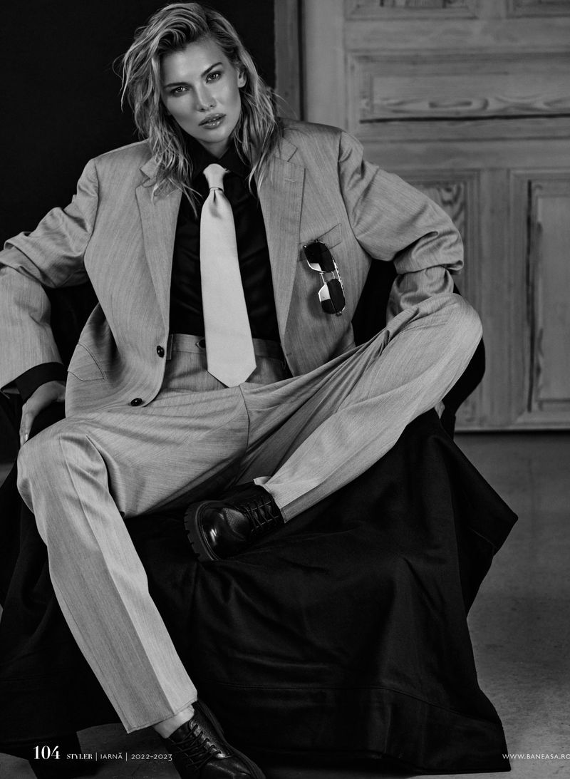 Show stopping for Styler Magazine (Various Editorials)