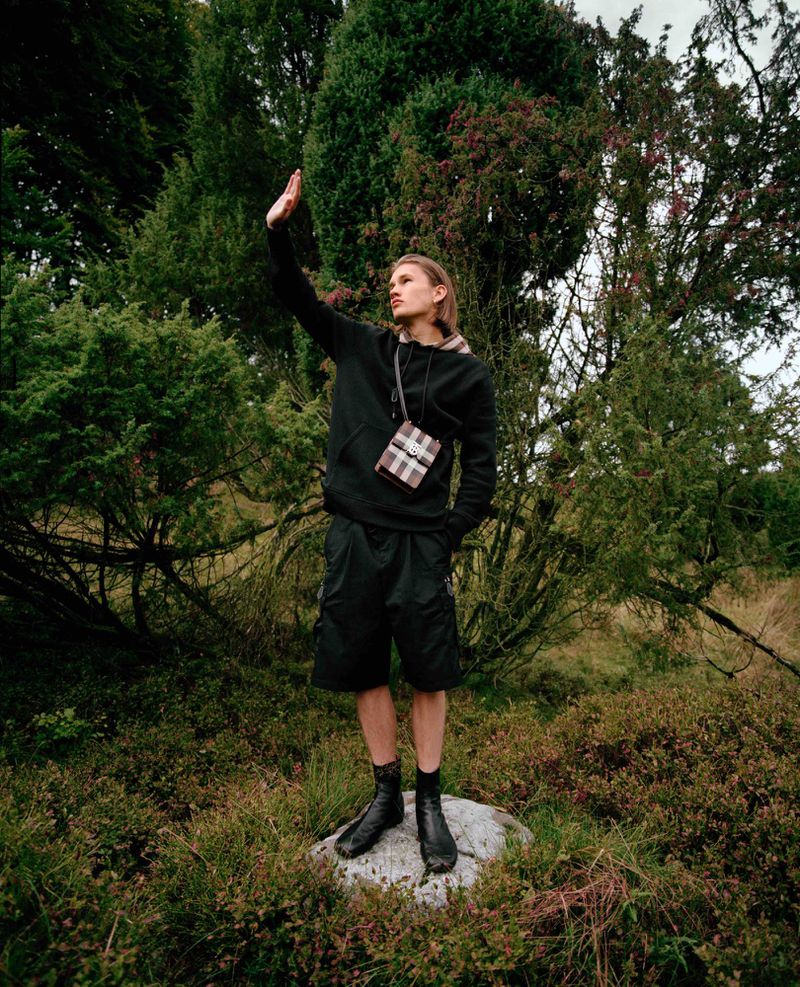 Farfetch x Burberry (Farfetch)