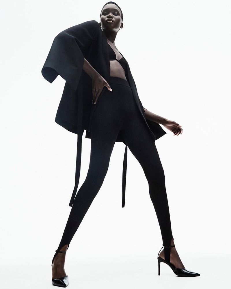 COS Holiday 2021 (COS)