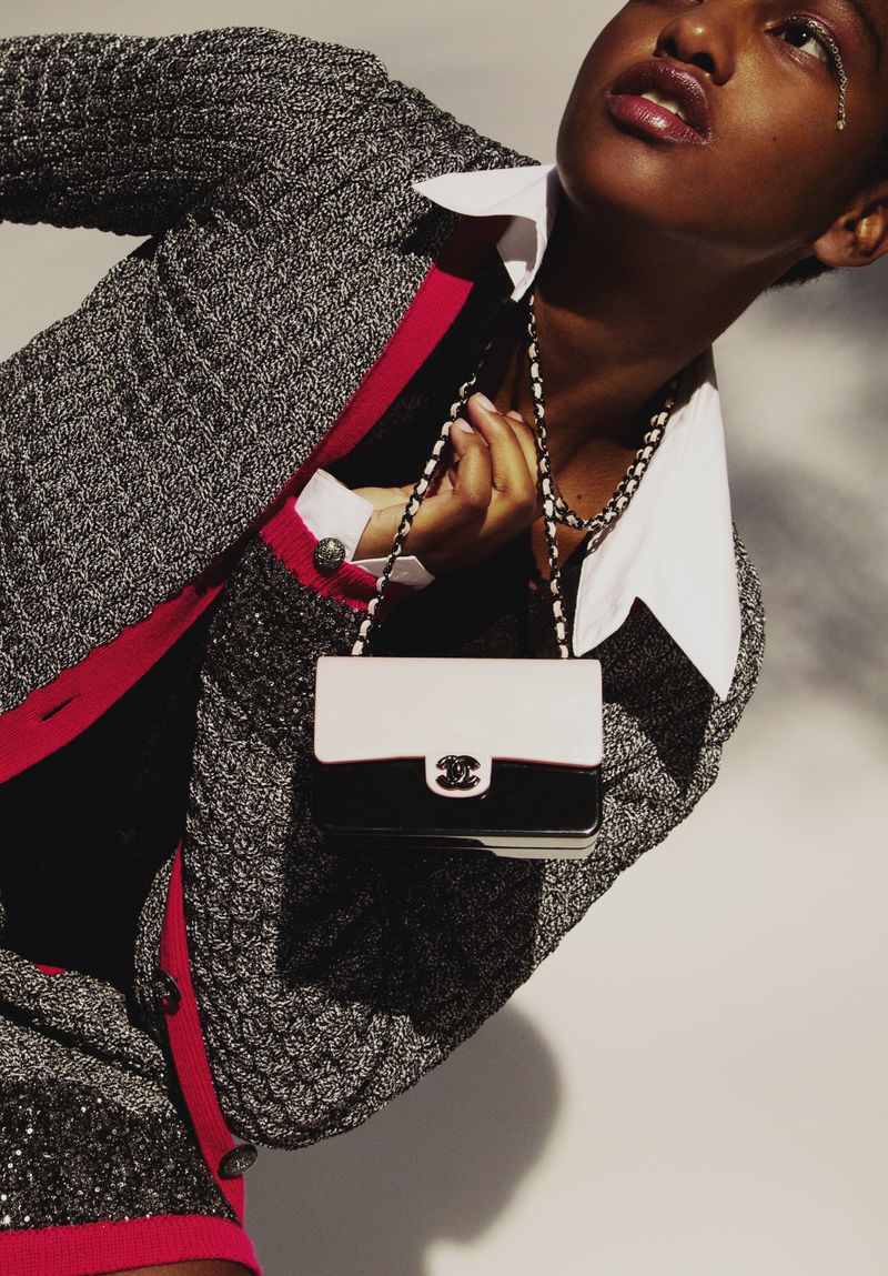 We Are The Wave (Chanel)