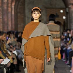 Swati Eck - Model Profile - Photos & latest news