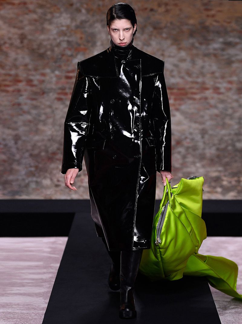 Raf Simons F/W 22 Show Antwerp (Raf Simons)