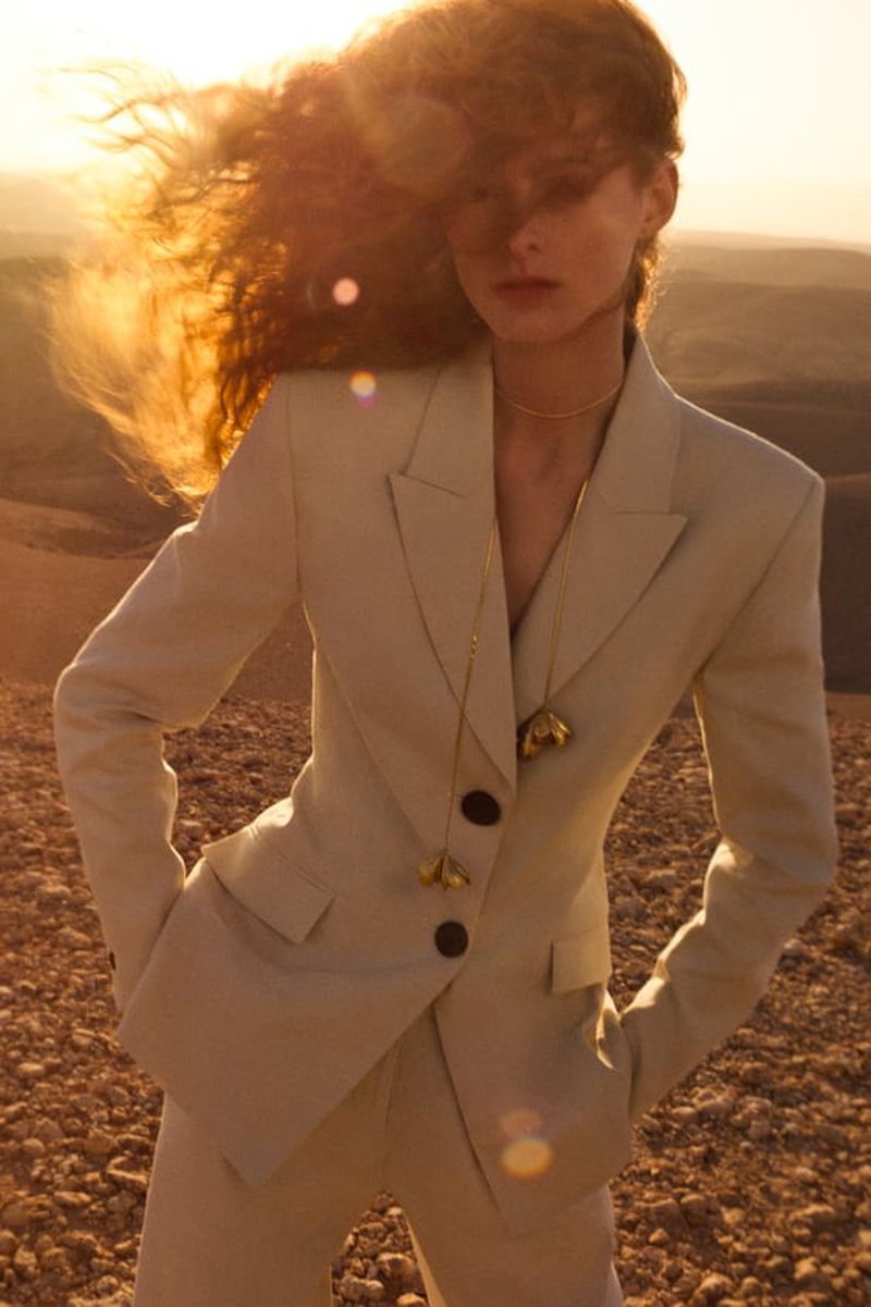 Zara Natural Land 01 (Zara)