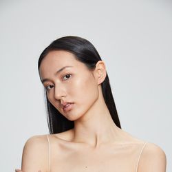 Li Ling - Model Profile - Photos & latest news