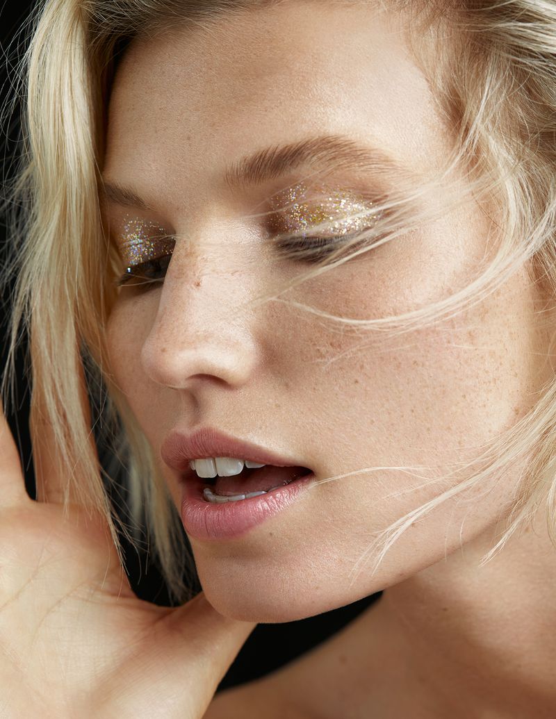 Sparkle (L'Officiel Brasil)