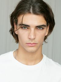 Rafa Noah - Model - detail by people