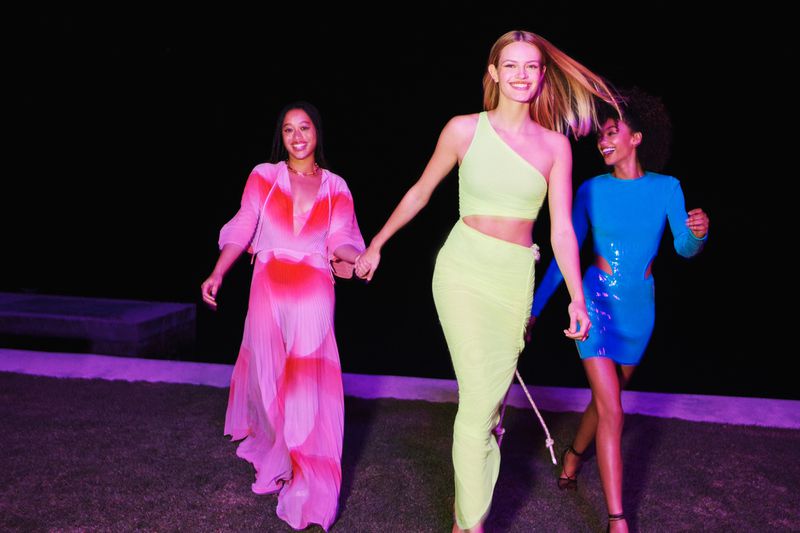 SP22 Q1 BRANDING CAMPAIGN (Saks)