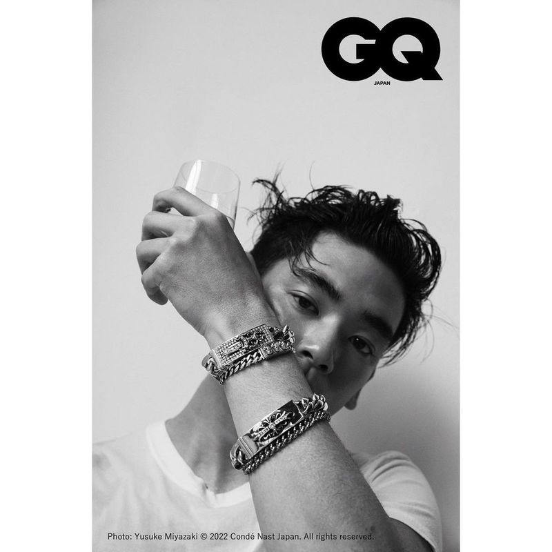 Uta Good Vibrations (GQ Japan)